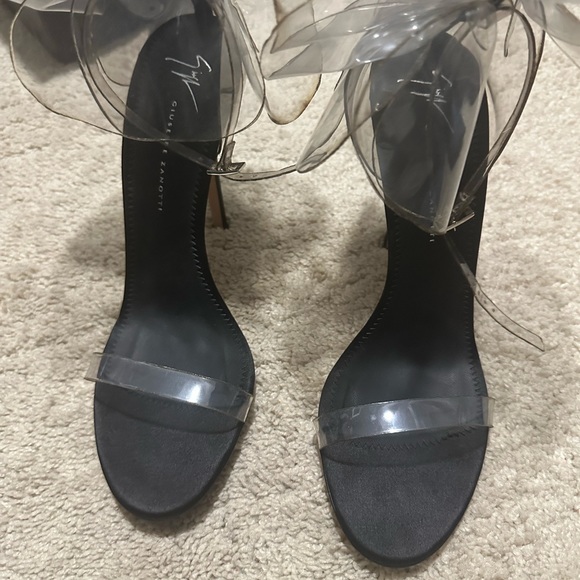 Giuseppe Zanotti | Shoes | Giuseppe Zanotti Black Peony Heels Sandal ...